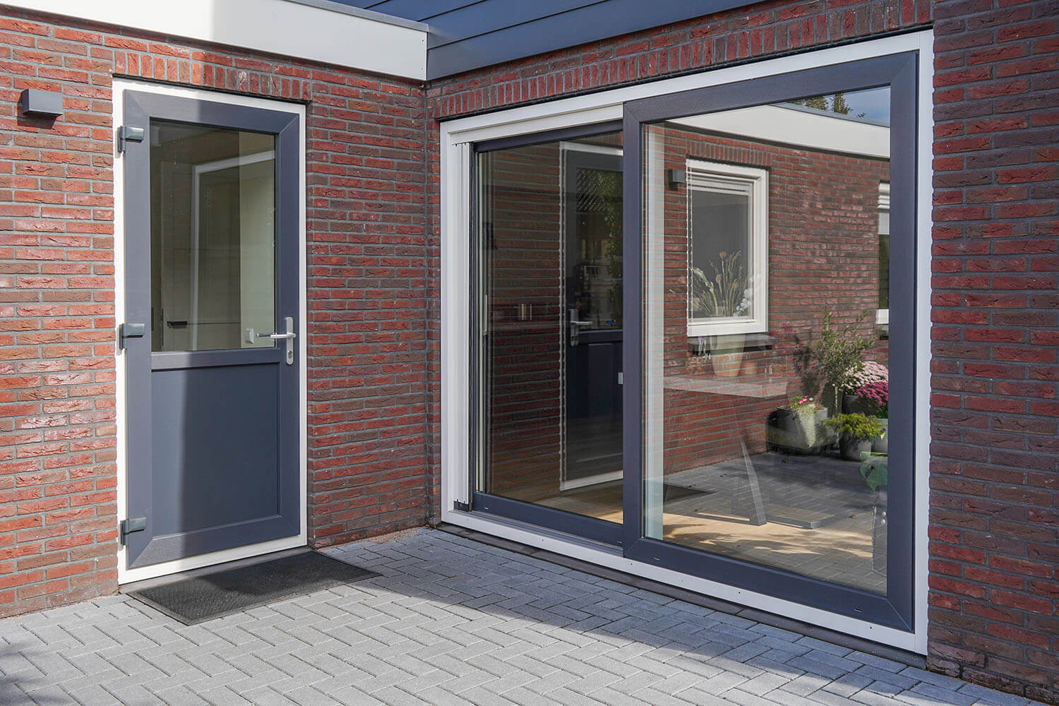 Wat is de levensduur van kunststof kozijnen? | Partumonline